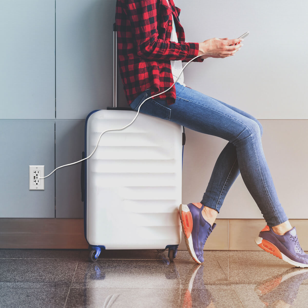 3.6A Triple Port USB Type-C/A Wall Outlet | TOPGREENER